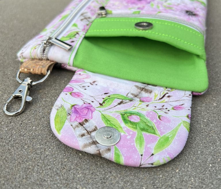 Taylor Bag 6x10 | Embroidery Garden